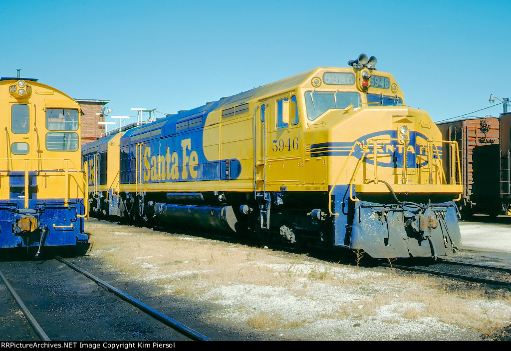 ATSF 5946